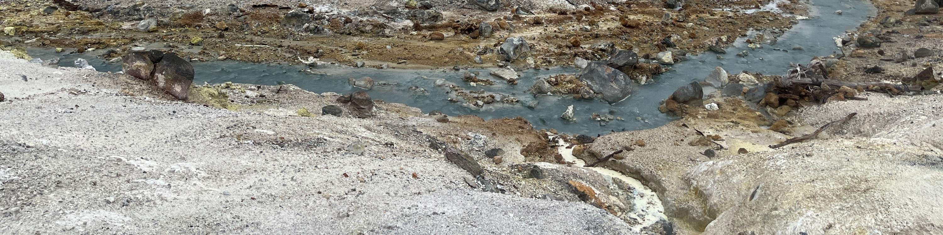 Lake Toya & Bear Ranch & Noboribetsu Hell Valley Day Trip - Klook